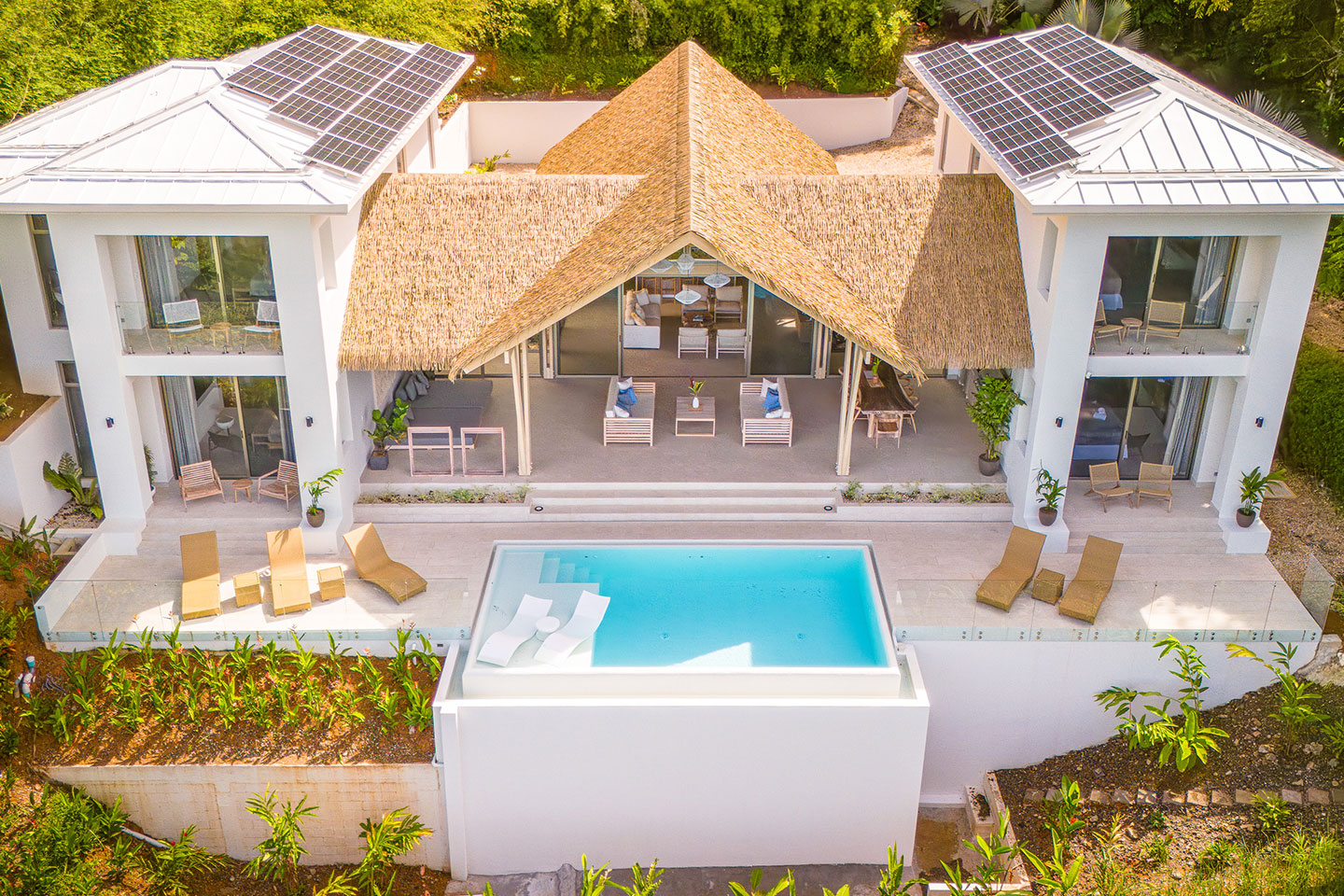 Casa Frenchie & Guest House - South Pacific Vacation Rentals